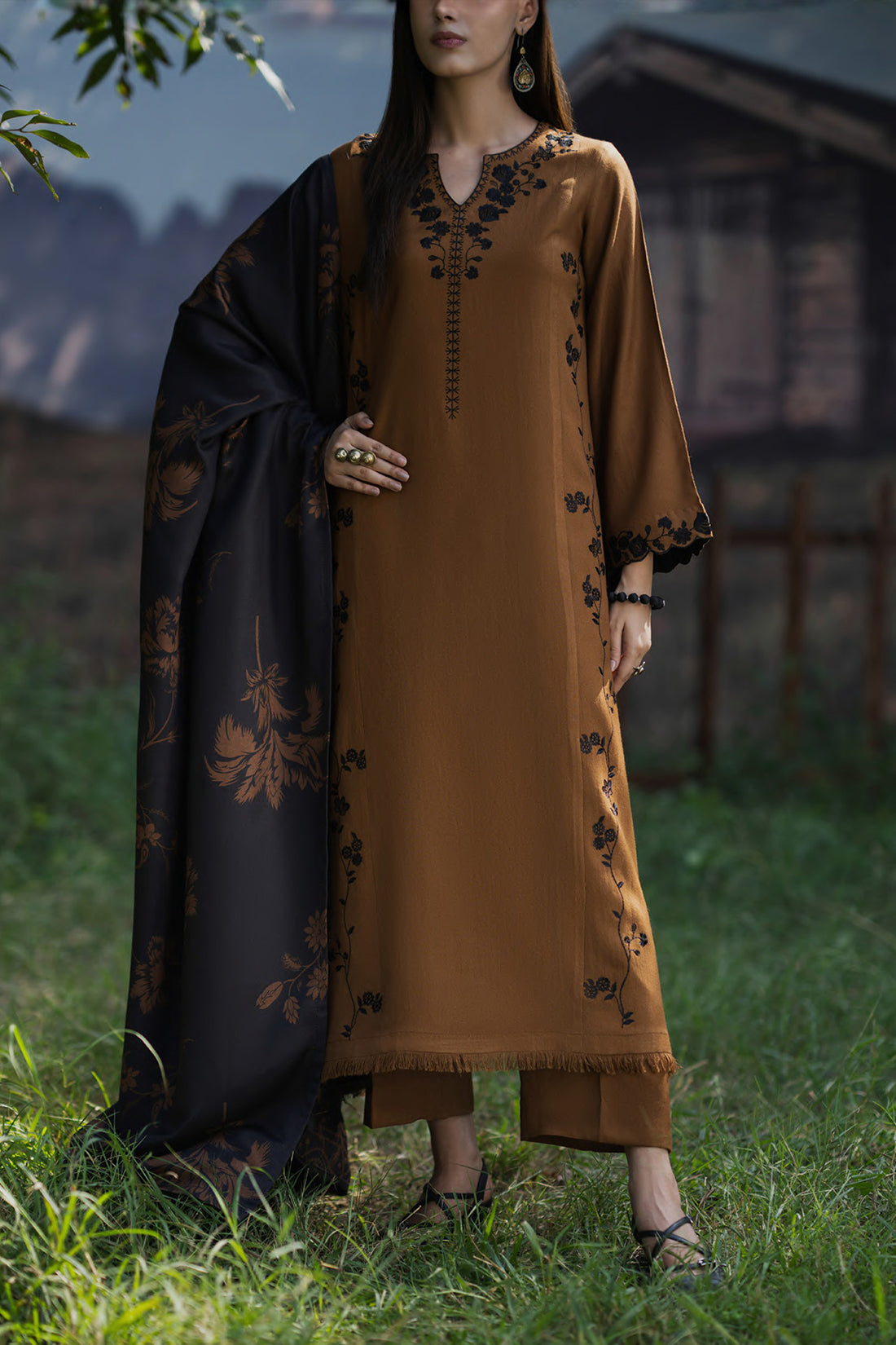 Sabaat – Jaan London